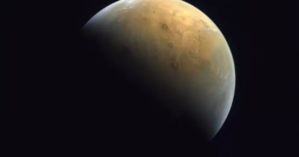 NASA: Η φωτογραφία από κρατήρα στον Άρη που «δείχνει» ότι υπήρχε πάγος ...