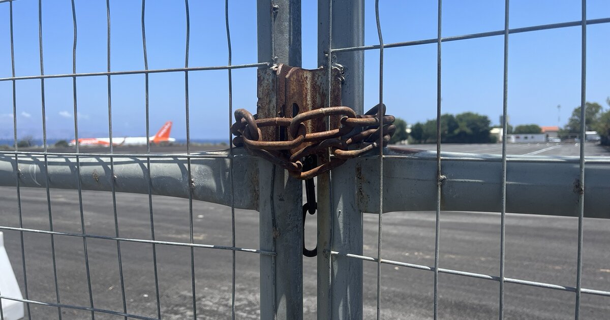 Ο "γολγοθάς" της στάθμευσης στο αεροδρόμιο Ηρακλείου και το άδειο ...