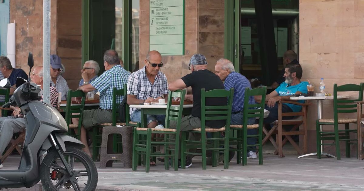 Σοκαρισμένος ο Ελον Μασκ με την υπογεννητικότητα στην Ελλάδα ...